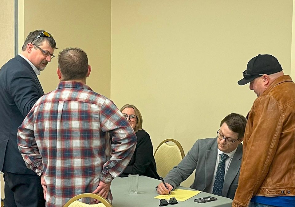 Souris-Moose Mountain Conservative candidate Steven Bonk hosts meet ...