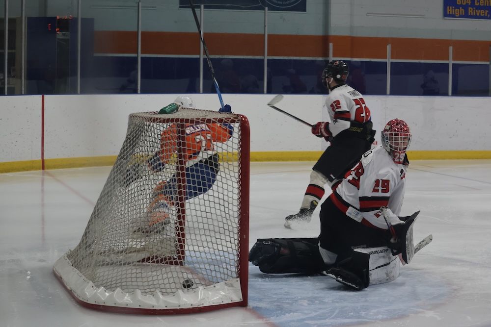 Flyers lay a thrashing on Three Hills in Payne's last game ...
