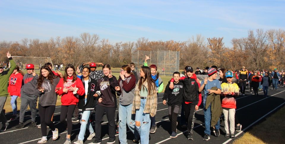 [PHOTOS]: Comp students take part in the Wenjack Walk - DiscoverWeyburn ...